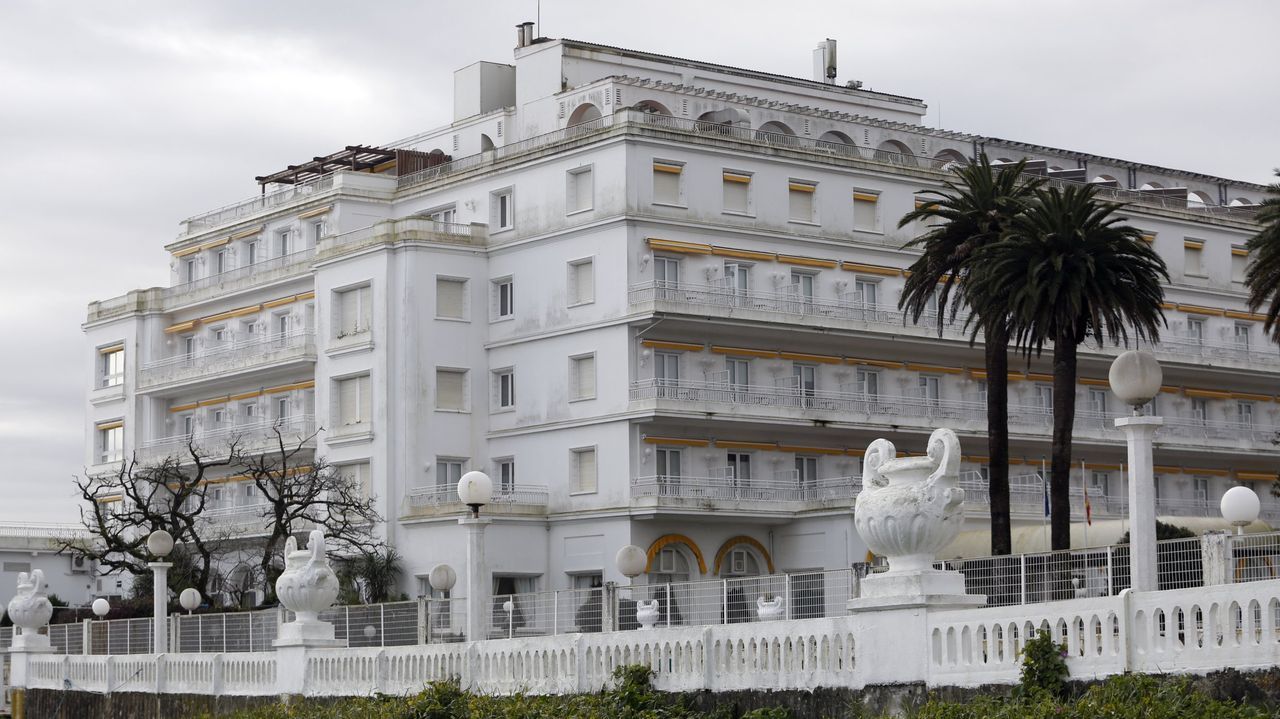 Piden que el Gran Hotel de A Toxa sea BIC y alertan de una rebaja de ...