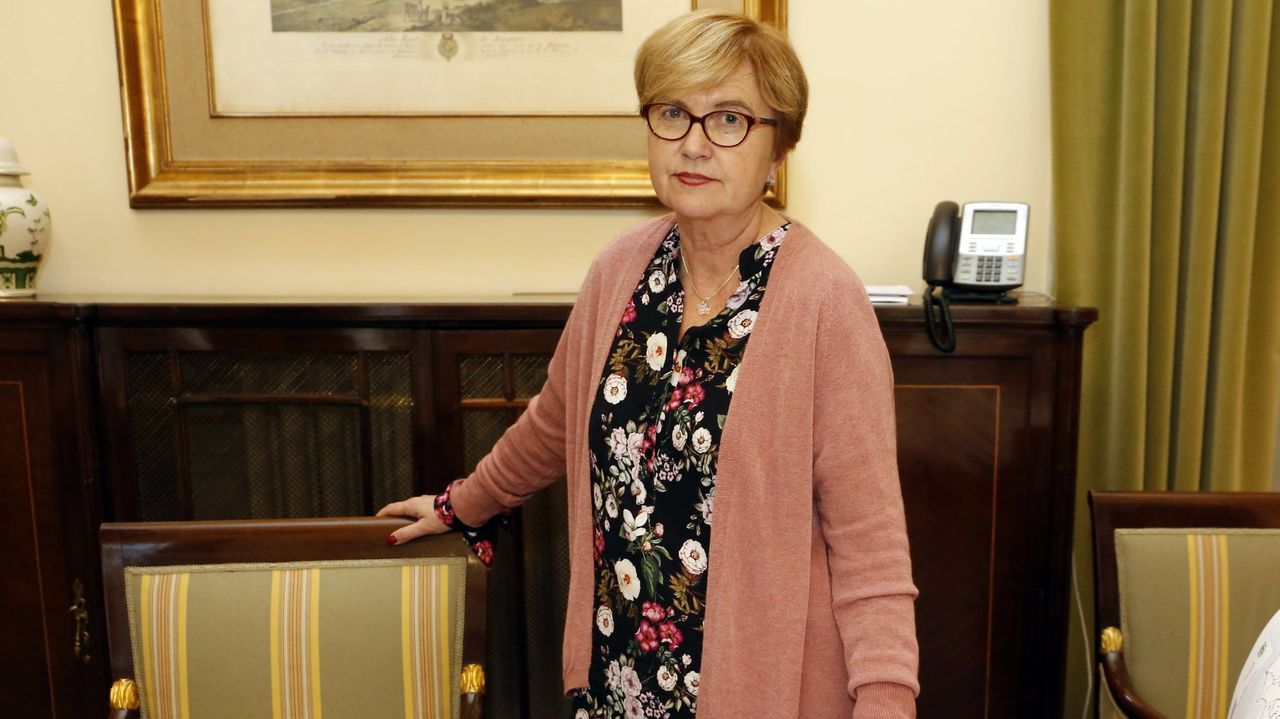 Isaura Leal, la gallega apagafuegos de Sánchez