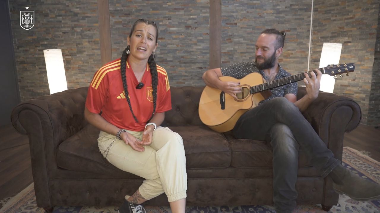 «Potra Salvaje», canción oficial de España en la Eurocopa: Isabel Aaiún ...
