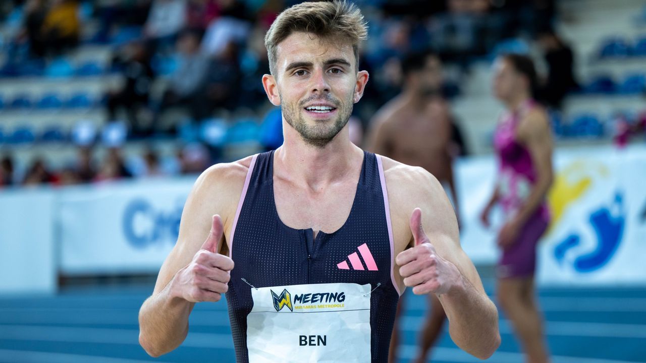 Adrián Ben rebaixou dous segundos a súa mellor marca de 1.500 en pista ...