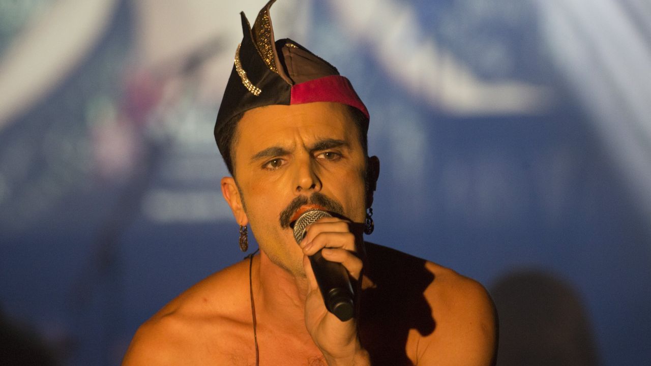 Rodrigo Cuevas presenta «Cómo ye?», un adelanto de su nuevo disco