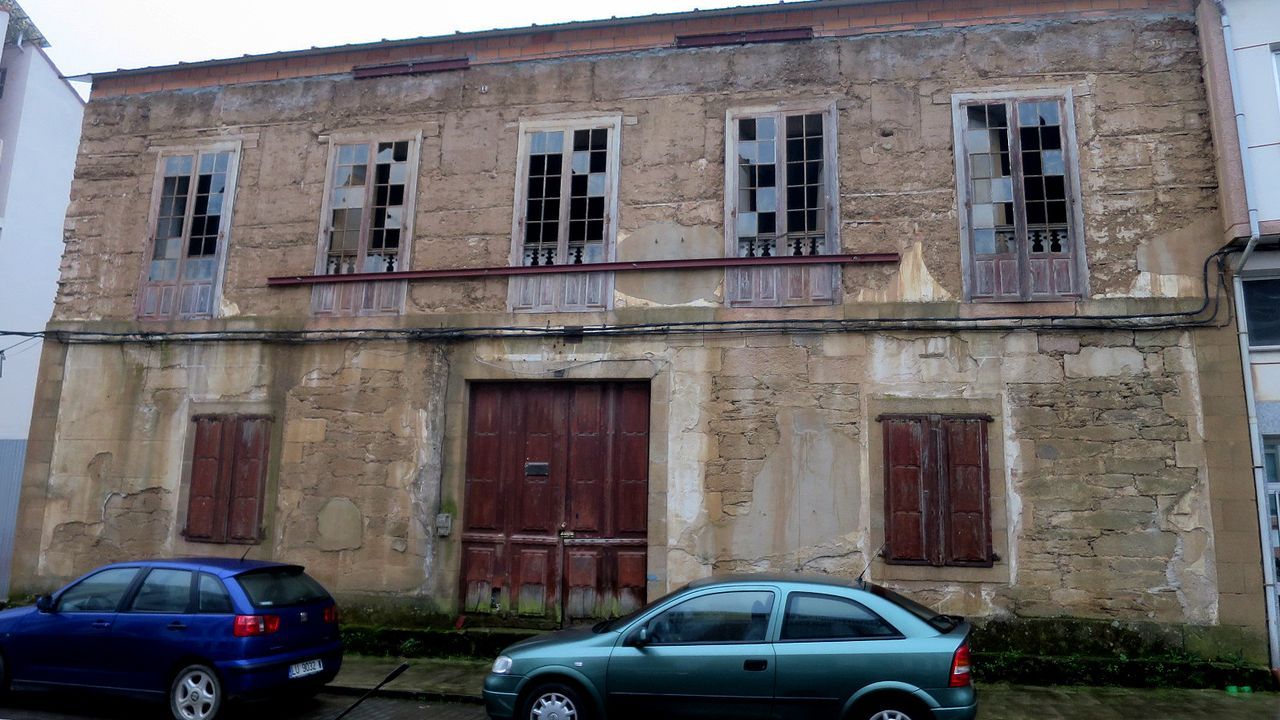 La casona de los Taíz, superviviente de la vieja arquitectura de tapial ...