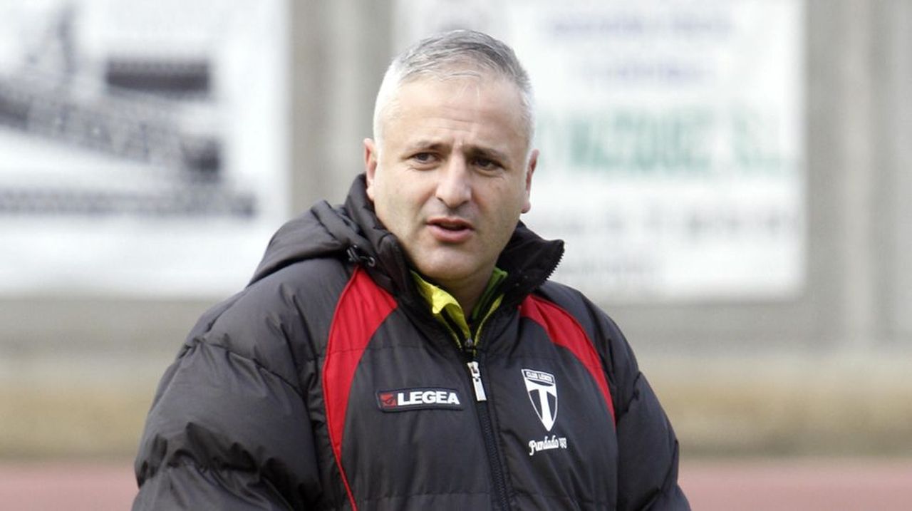 Julio Corral deja de ser entrenador del Incio por decisión del club