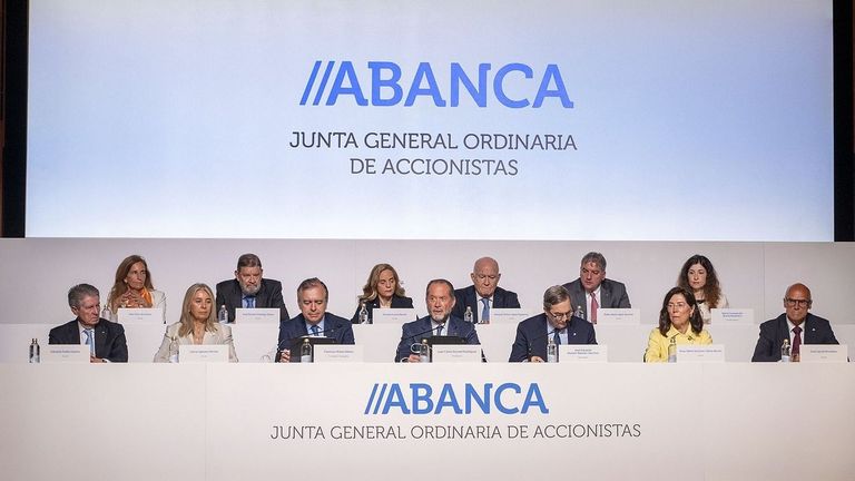 Abanca aprueba sus cuentas e integra en el consejo a Inês Oom Ferreira ...
