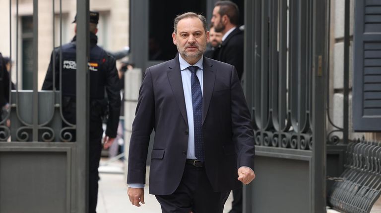 José Luis Ábalos: el séptimo hijo de Carbonerito, el torero rojo