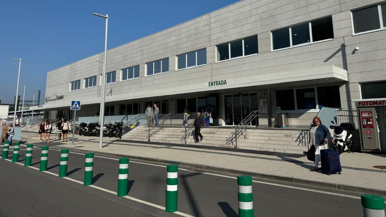 Renfe incrementa los viajes directos desde A Coruña a Madrid: «Mi amiga ...
