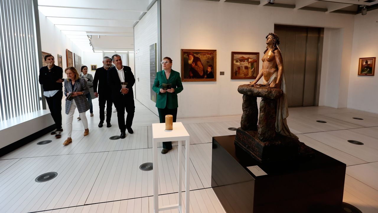Mónica Alonso revela o ton da pel de quince obras do Museo de Pontevedra