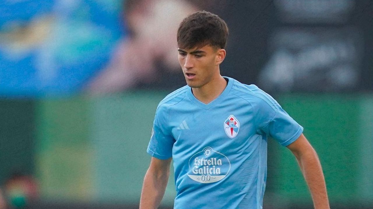 Javi Rodríguez, primer canterano del Celta en debutar con Rafa Benítez