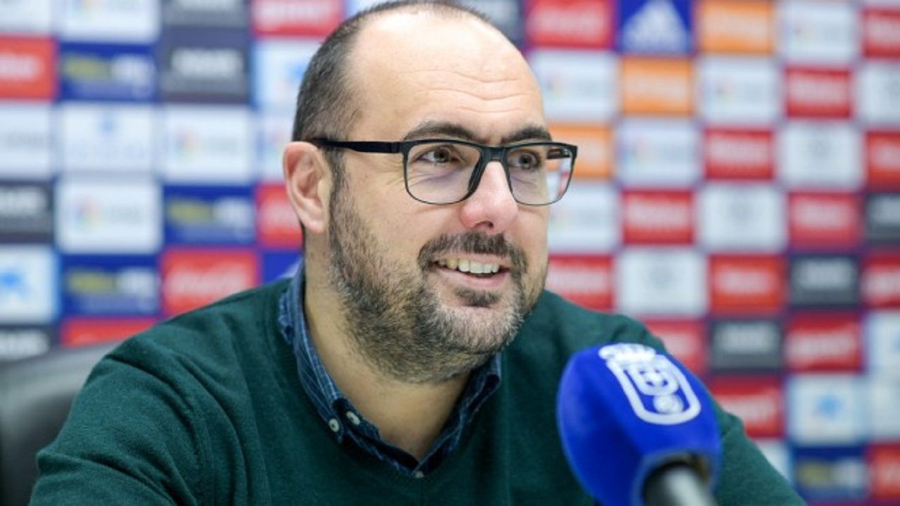 David Mata sale del Oviedo y la cúpula azul continúa con su reforma