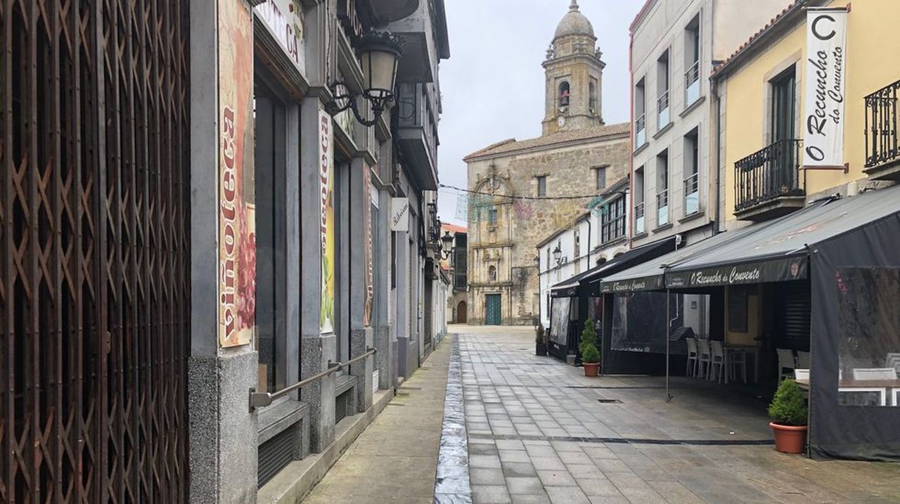 La recuperación hoy en Melide del mercado anima el comercio