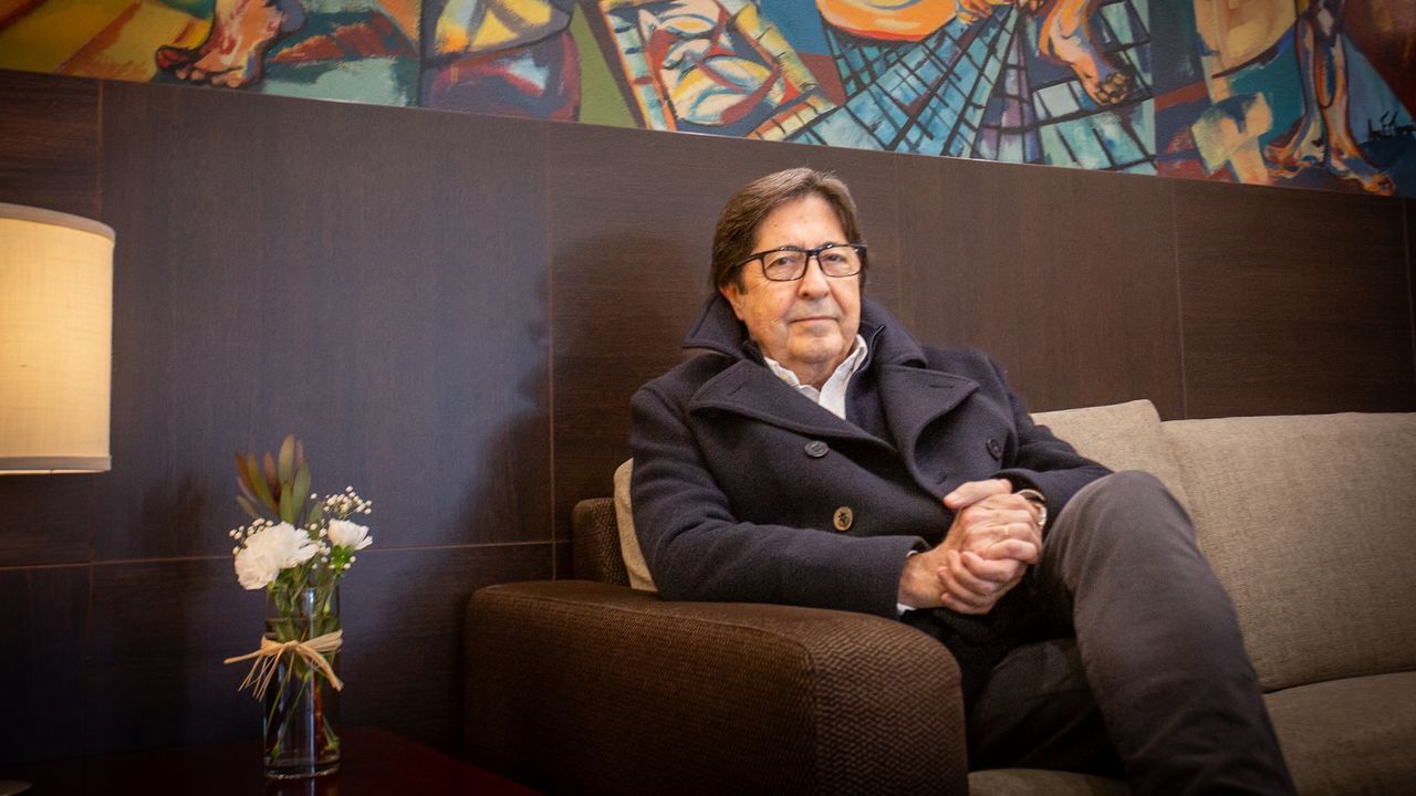 Manuel Gómez Pereira: «Las sátiras sobre el dictador también me parecen ...