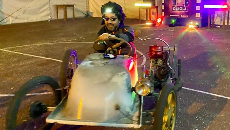 Amio, el barrio de Santiago que todo «festeiro» desearía