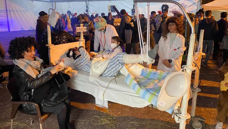 Amio, el barrio de Santiago que todo «festeiro» desearía