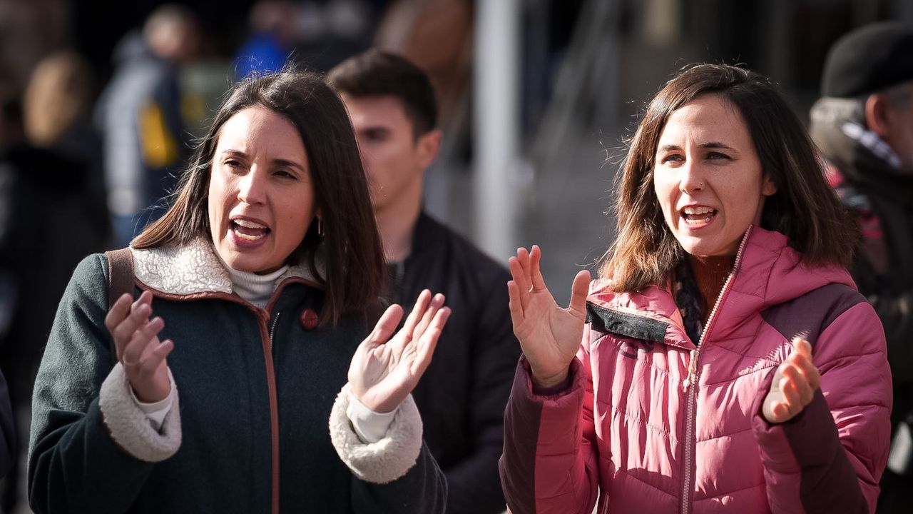El bumerán de la ortodoxia feminista se vuelve en contra de las izquierdas
