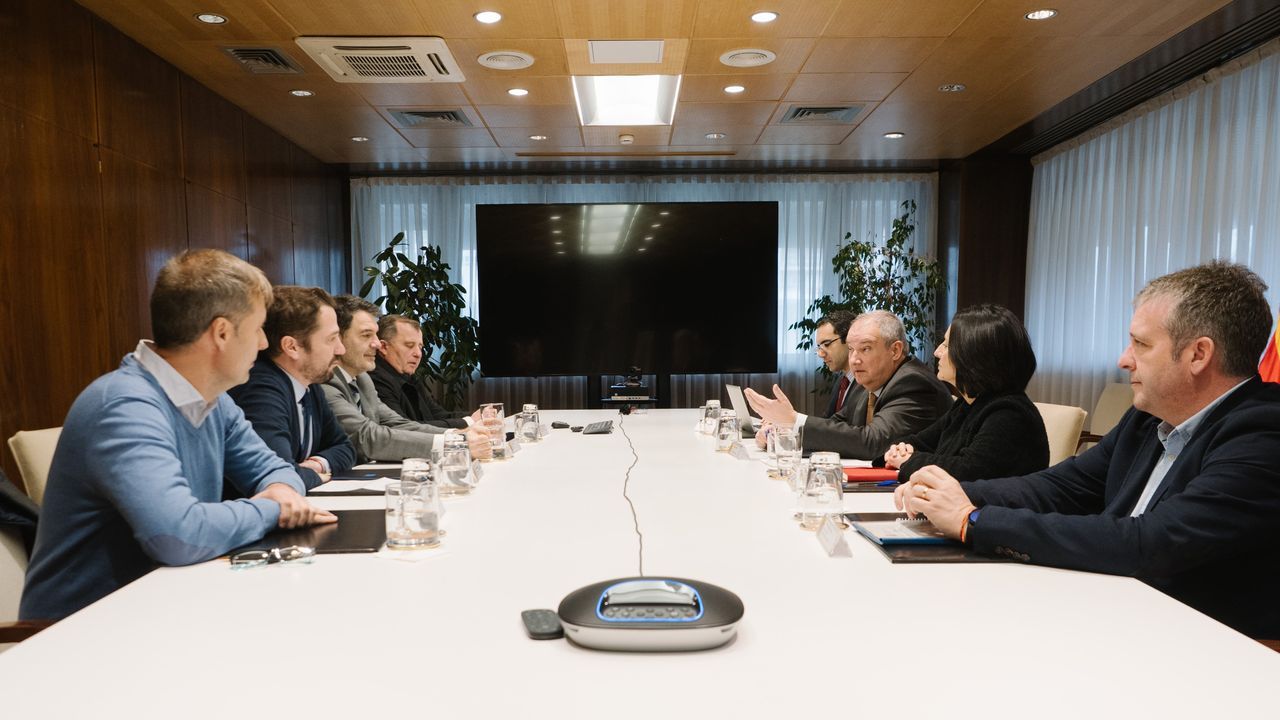 Acuerdo en Madrid en una reunión con el ministro para dar continuidad a ...