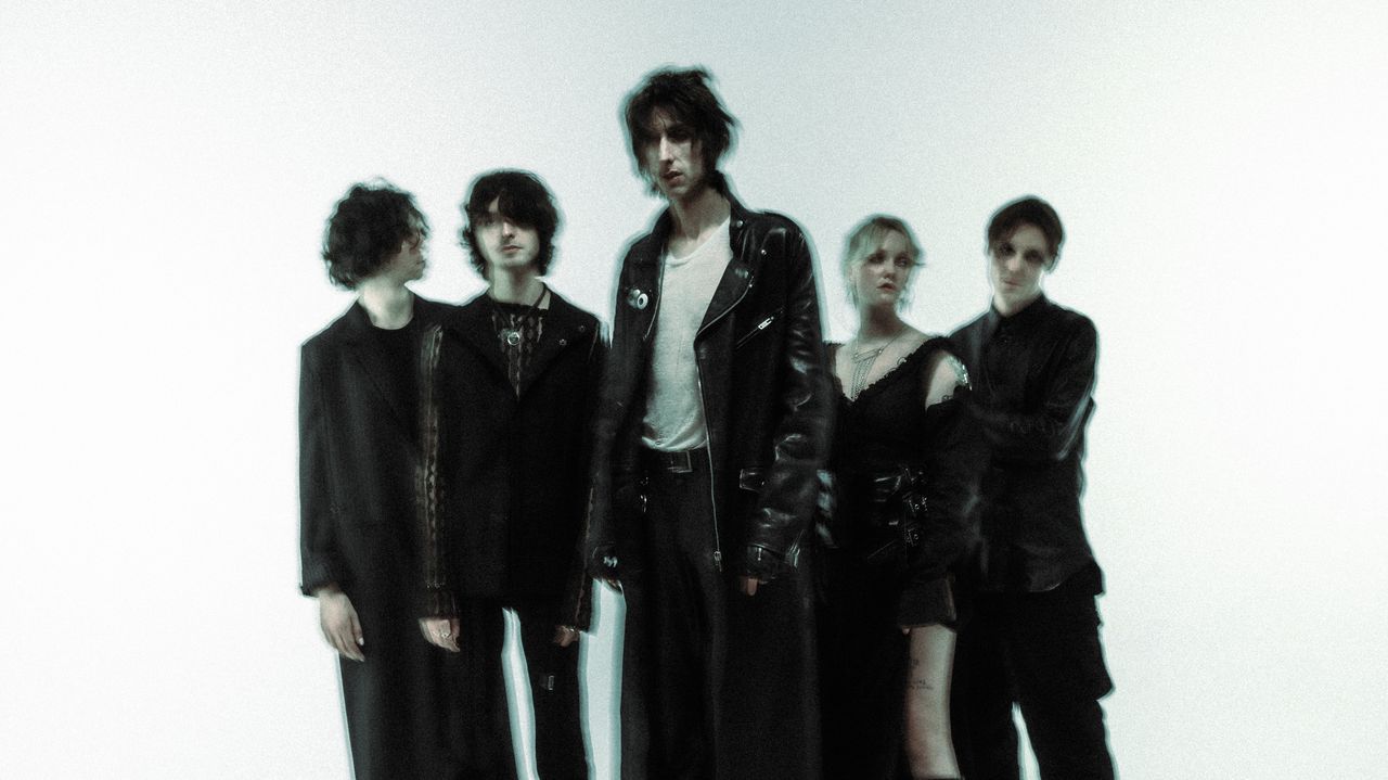Faris Badwan (The Horrors) «Me gusta crear en el espacio intermedio ...