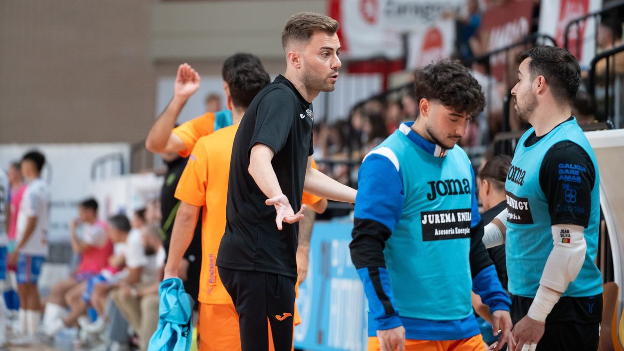 David Rial cree que el Burela FS «regaló el partido» en Málaga