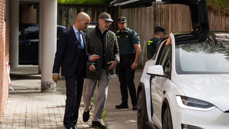 Los sueldos de los directivos de la RFEF, al descubierto
