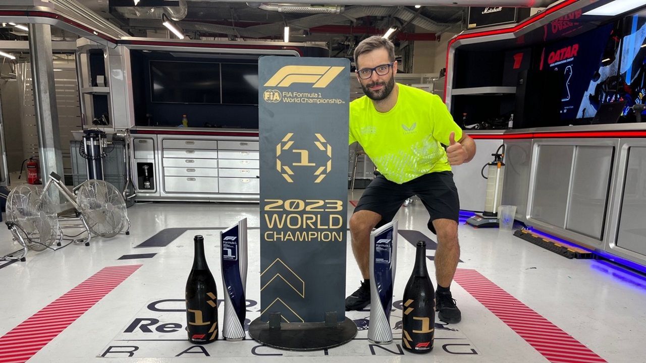 El largo viaje de un viveirense hasta dominar la fórmula 1 con Verstappen