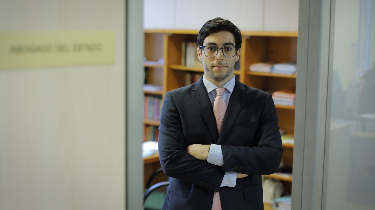 Abogado del Estado a la primera, con la mejor nota y en solo dos años ...