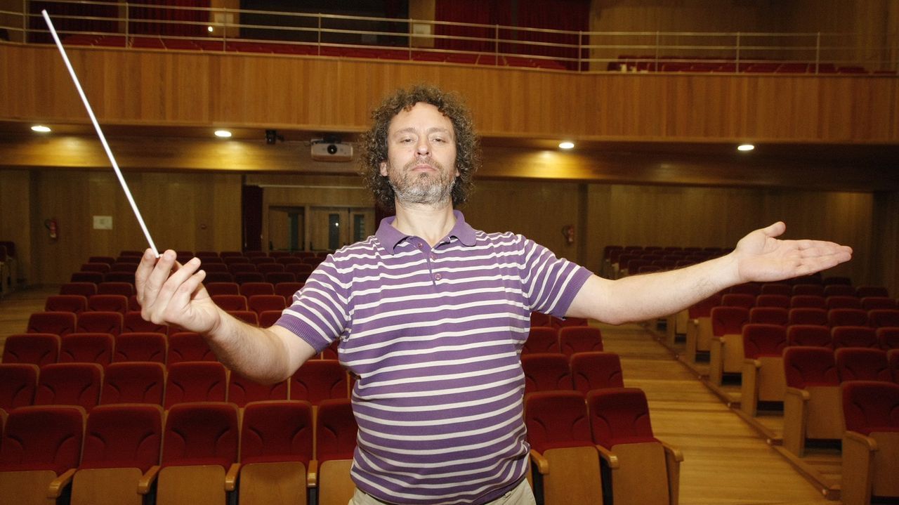 Manuel Villar, director honorífico do Centro Superior de Música de ...