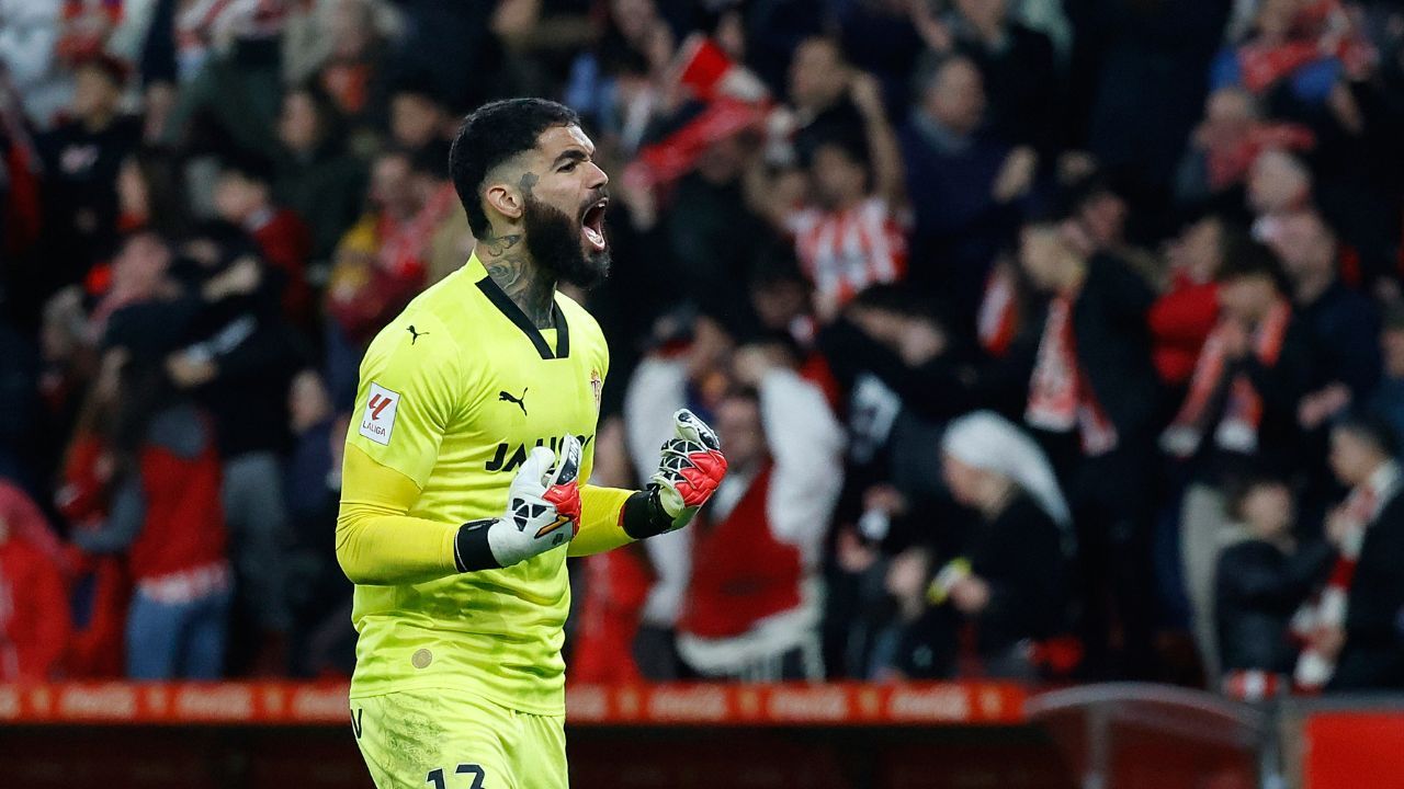 Christian Joel es el mejor del Sporting en la 2ª vuelta según la ...