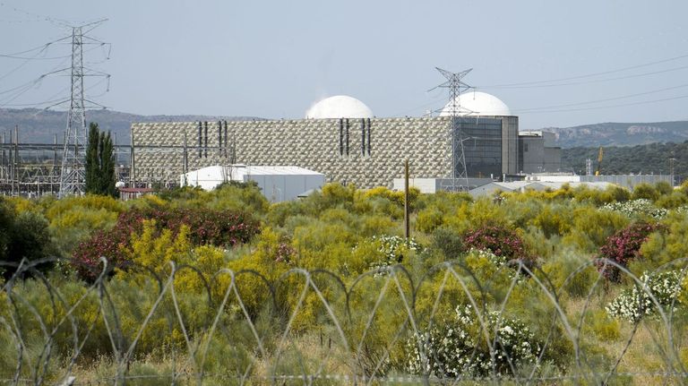 Iberdrola asume el cierre de Almaraz en su nuevo plan estratégico