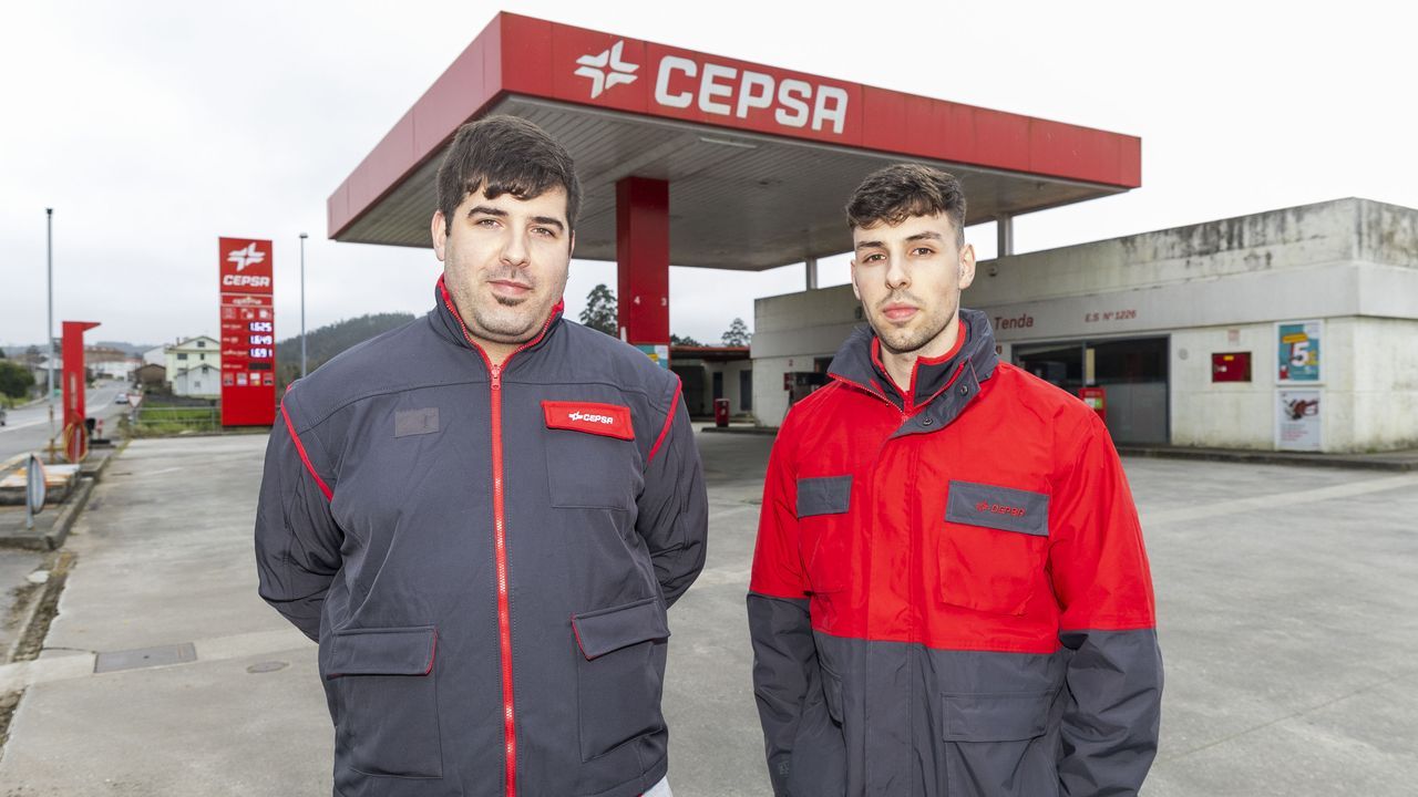 Aitor y Adrián, los jóvenes hermanos xalleiros que se hicieron con la ...