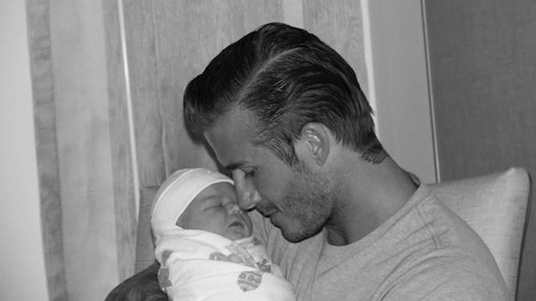 Los 50 años de David Beckham en 50 fotos