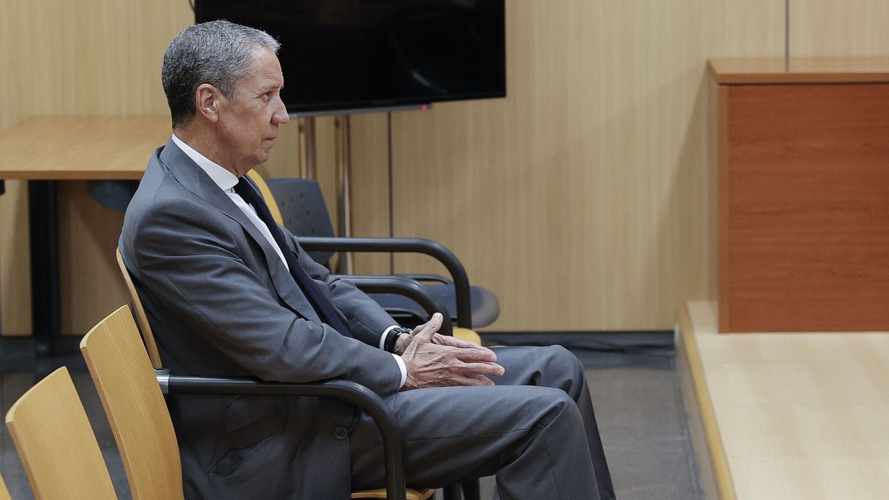 Zaplana asegura que no está en su ánimo fugarse para eludir una entrada ...