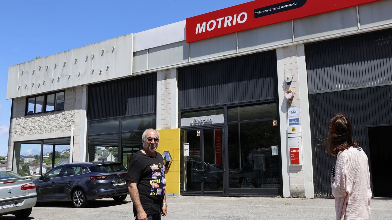 Los empleados de la «Renault» de Celeiro-Viveiro que quedaron en un ...