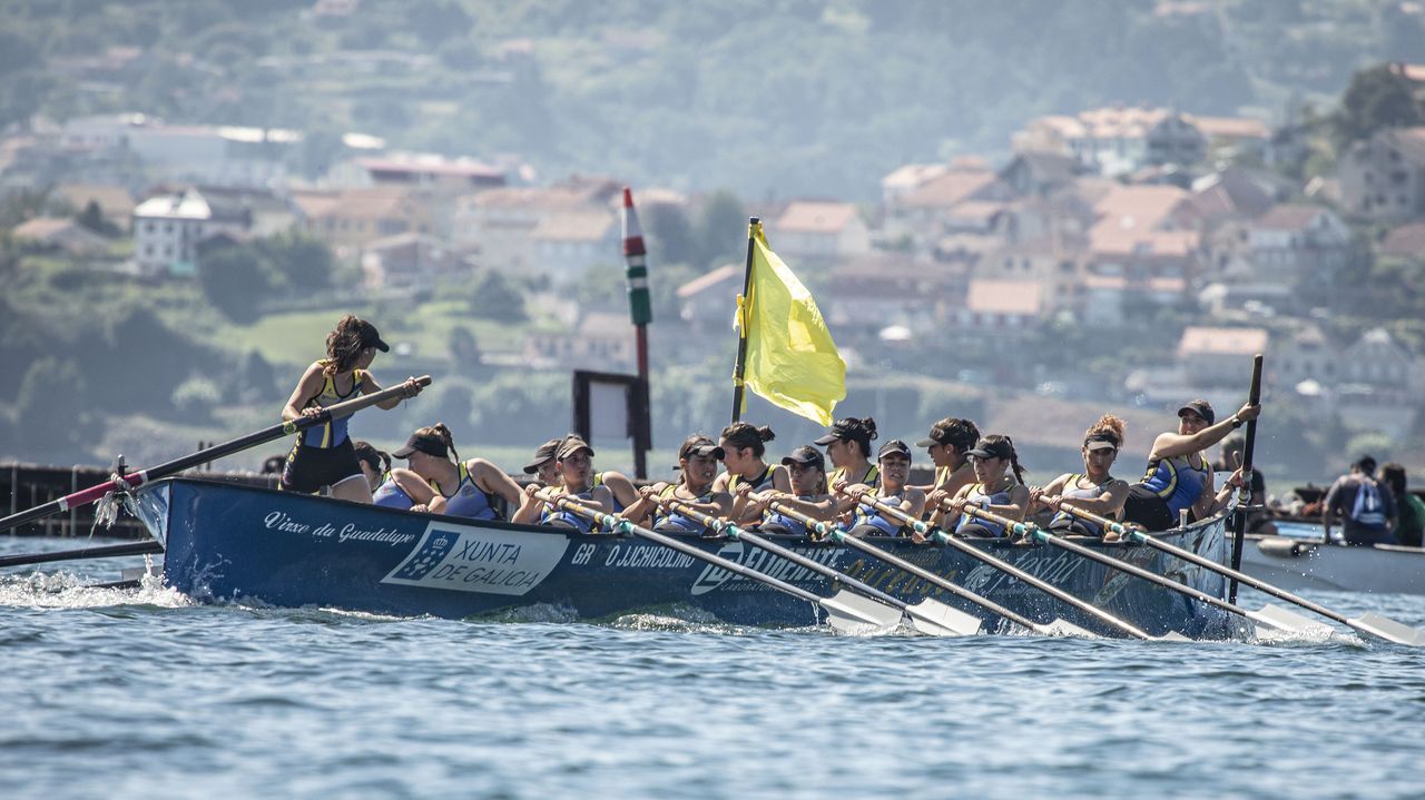 El Club de Remo Rianxo, a sentar las bases del proyecto y recuperar ...