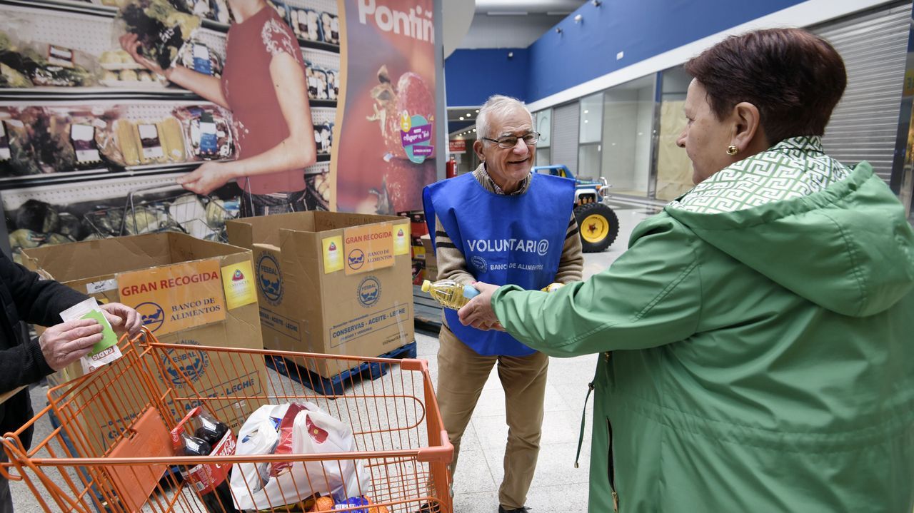 Recogida de alimentos en Gadis en Lalín