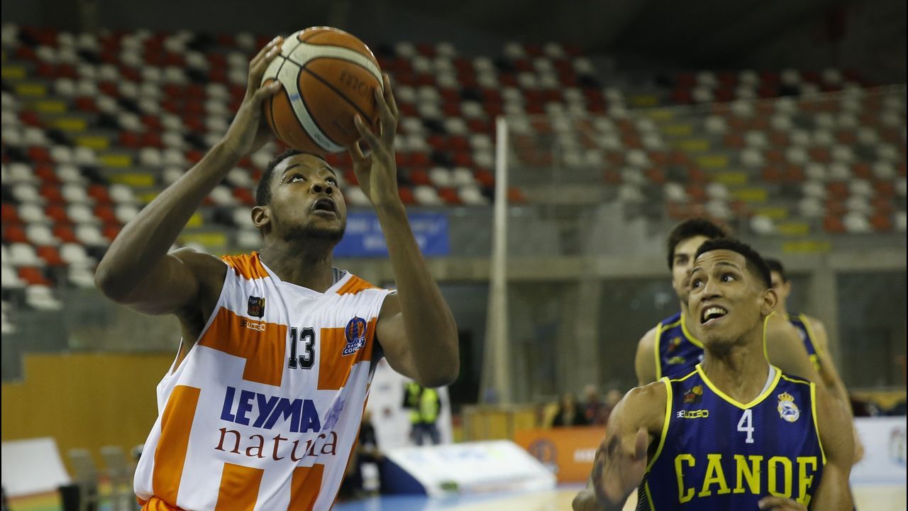 Michael Uchendu, el niño con cuerpo de hombre que cautivó a todos