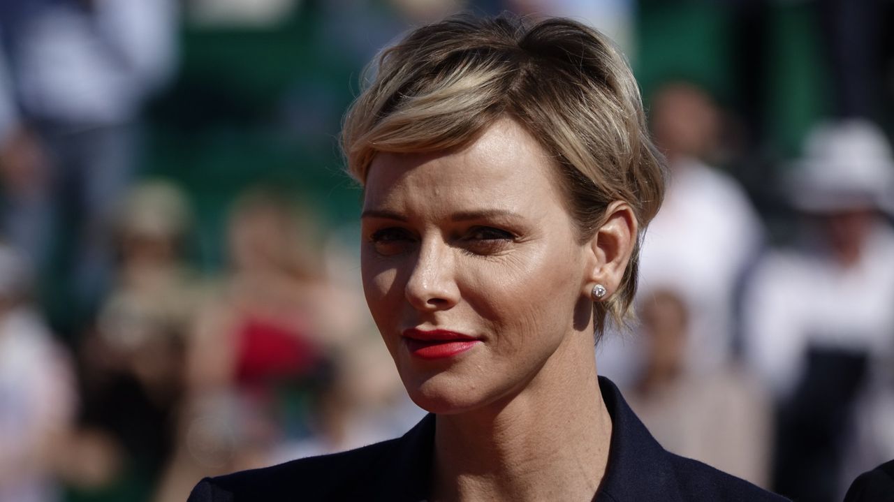 La princesa Charlene estudia vivir fuera del palacio de Mónaco