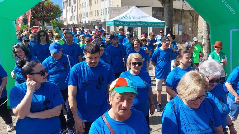 En imaxes, a Camiñata Contra o Cancro de Ribadeo