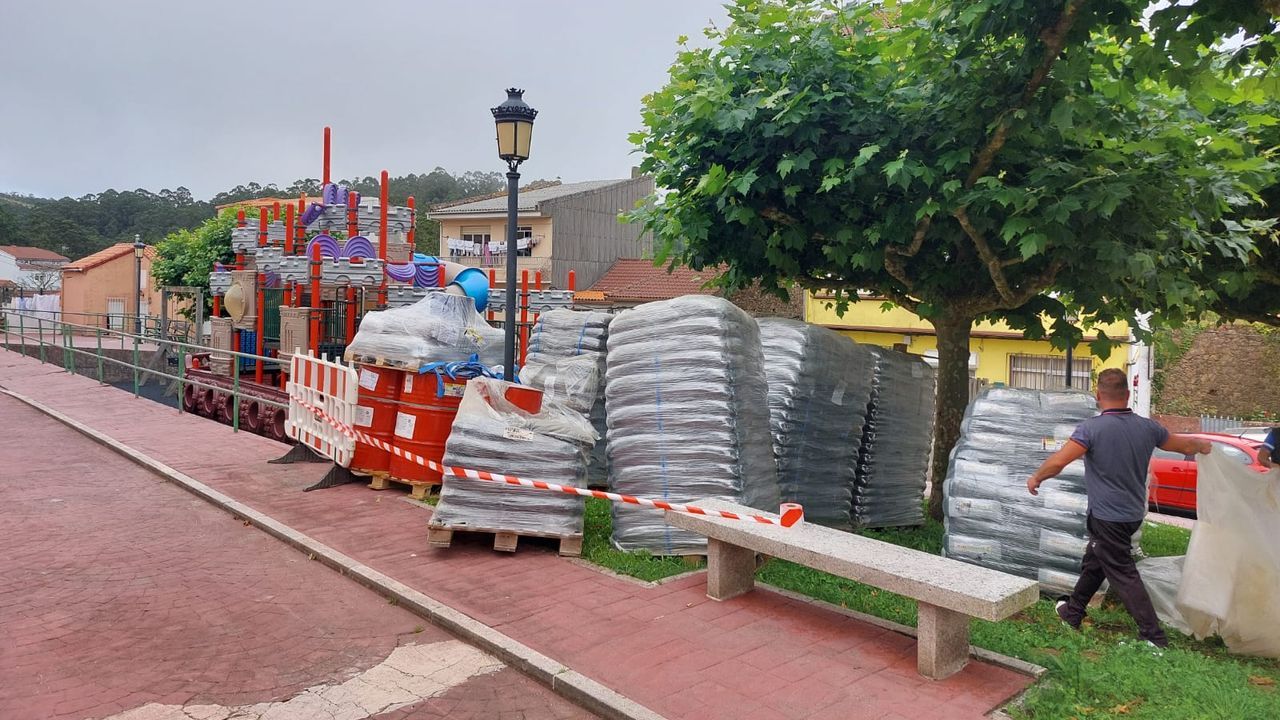 Camariñas renueva el parque infantil de A Ponte do Porto