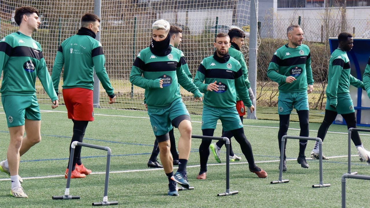 El Arenteiro moldea su nueva imagen para recibir al Tarazona en Espiñedo