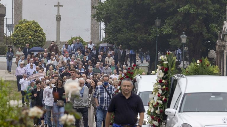 Multitudinario adiós en Santiago a José María Caneda: los protagonistas ...