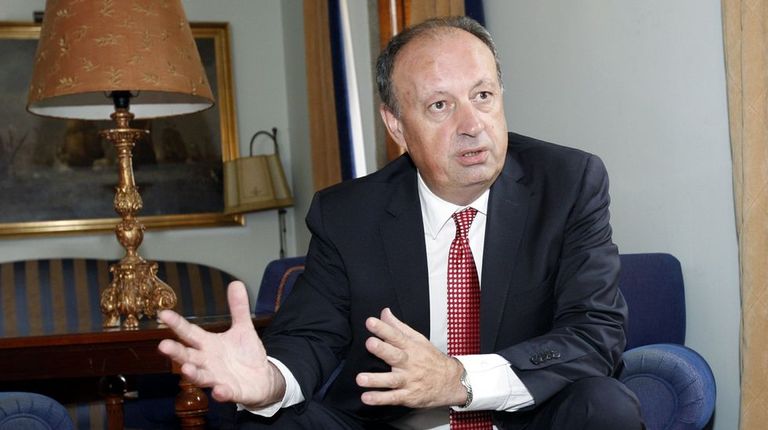 Muere Antón Louro, exdelegado del Gobierno en Galicia y un político que ...