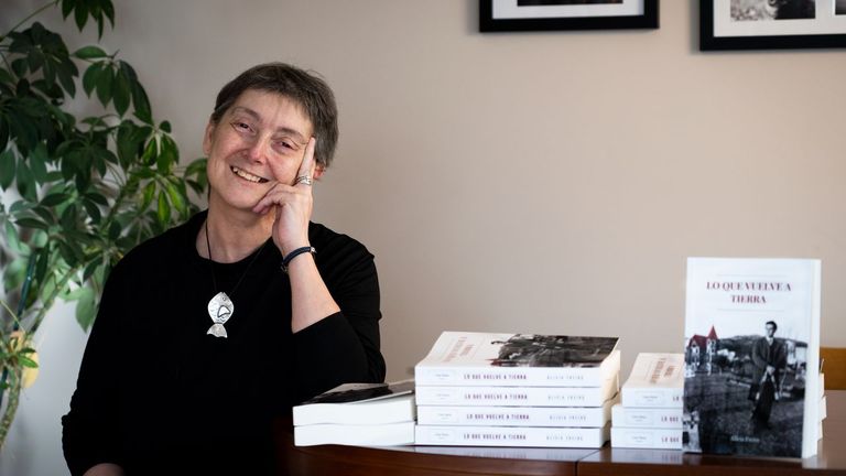 Alicia Freire narra la vida de su familia e historias de Cedeira en una ...