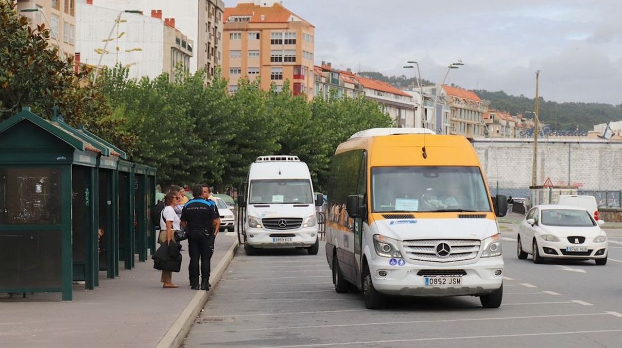 Barbanza se une por un transporte público digno: «O autobús é como a ...
