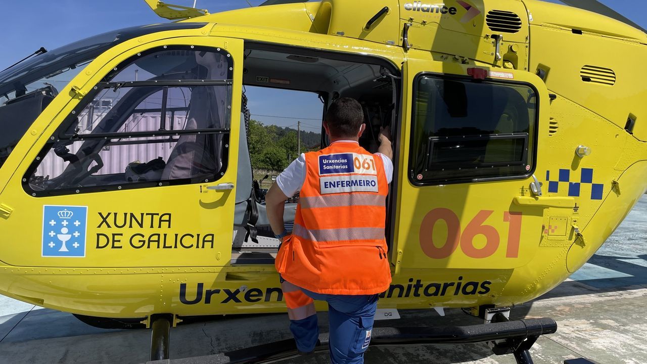 Evacuado en helicóptero un operario tras caerle un árbol encima en Oza-Cesuras