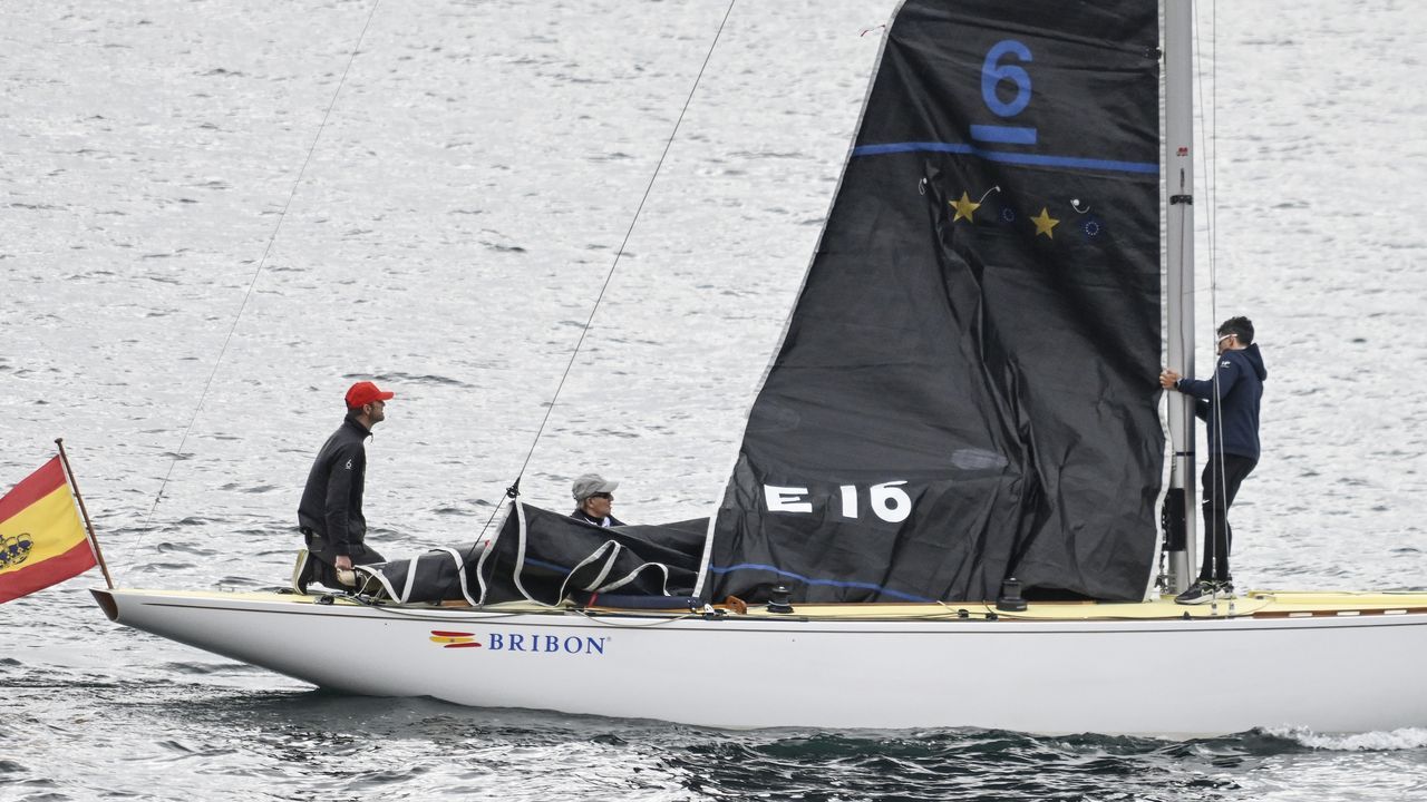 El Bribón 500, un barco de 1947 a la medida de Juan Carlos I