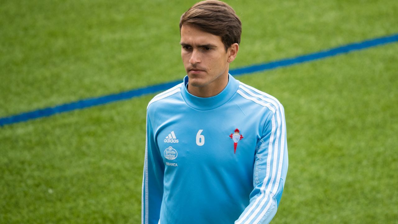 Denis sale en defensa de Juncà ante el comentario de un aficionado