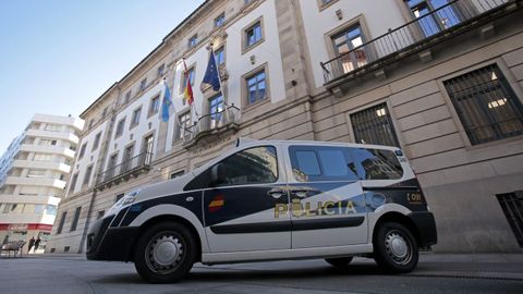 Un año de cárcel por rayar el coche de su expareja en Pontevedra ...