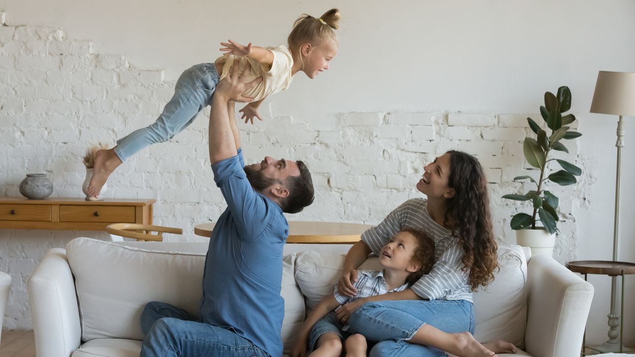 ¿Existen los hijos favoritos?: «La crianza de una niña es menos ...