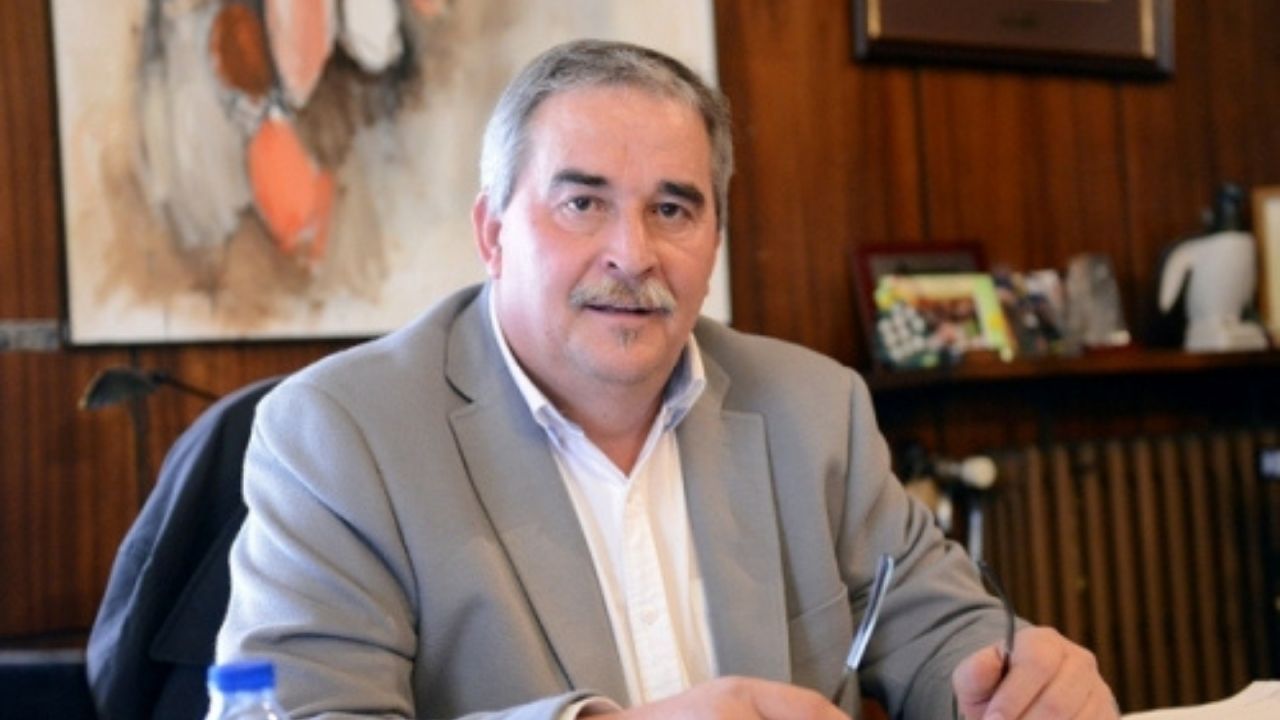 Anibal Vázquez se presentará de nuevo a la alcaldía de Mieres