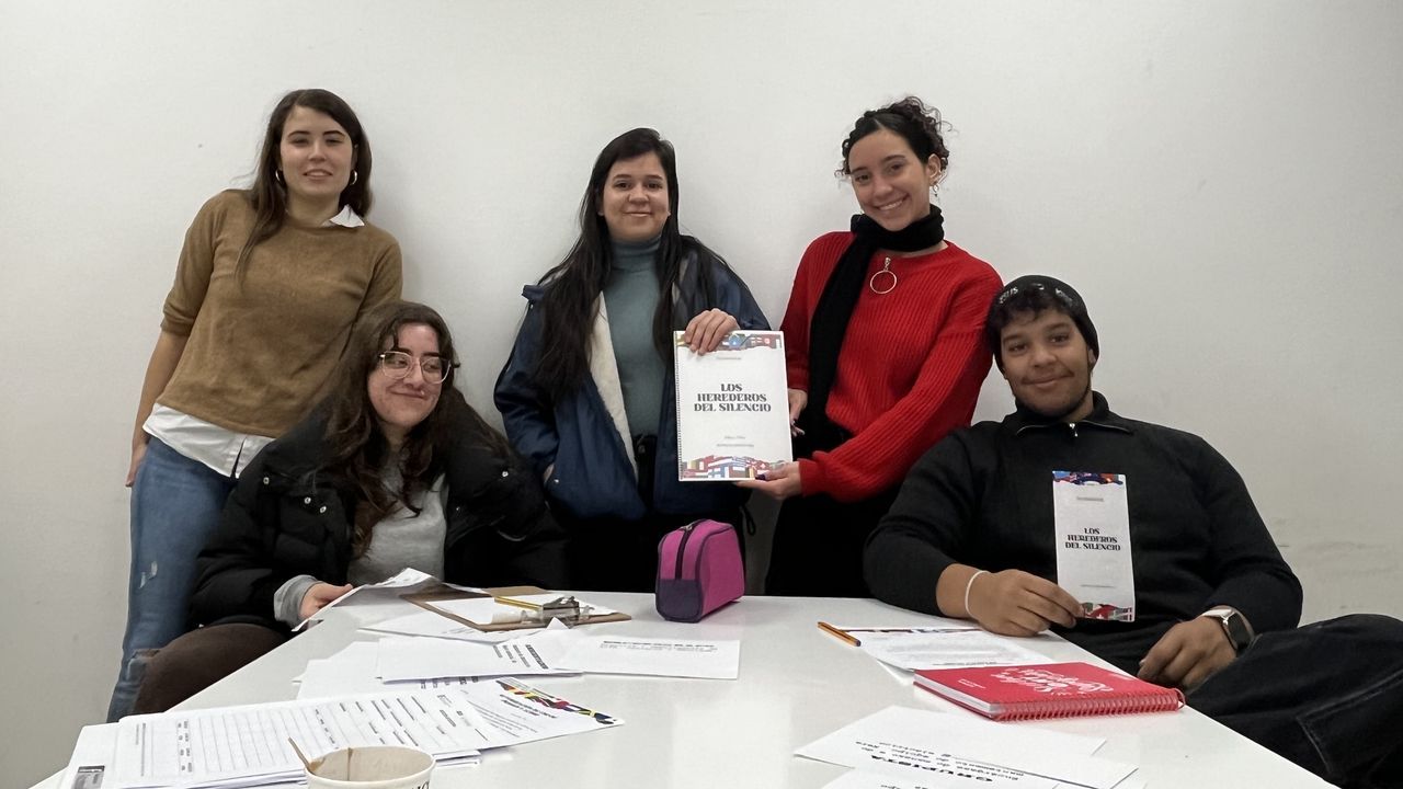 Alumnado de A Farixa produce y rueda un documental sobre la emigración ...