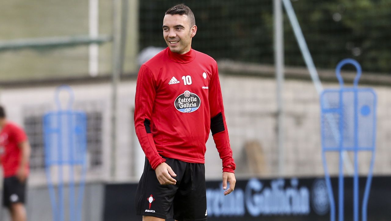 Iago Aspas y su pareja anuncian su compromiso